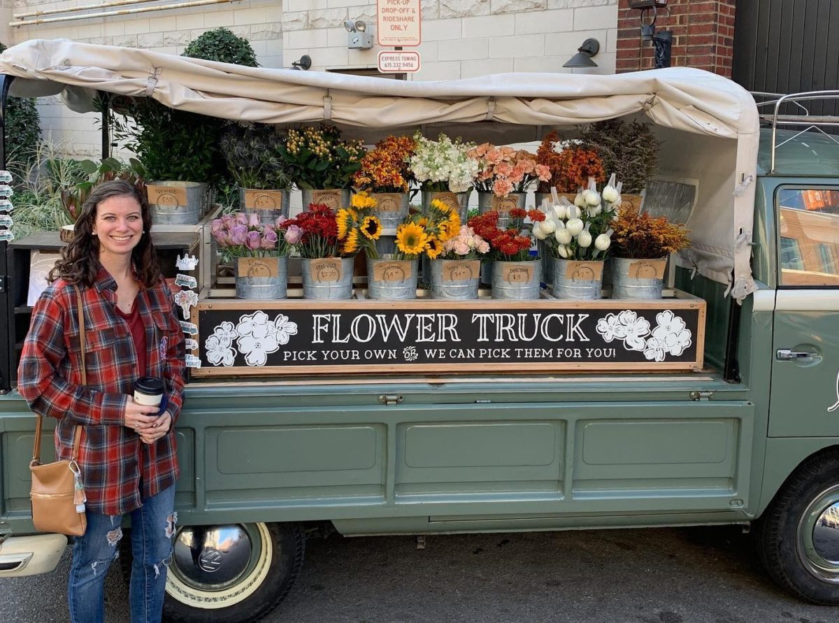 About Me, Chelsea Bee - Live Simply, Bloom Wildly